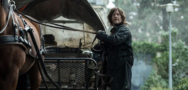 DARYL DIXON Is A Stranger In A Strange Land In First Look At THE ...