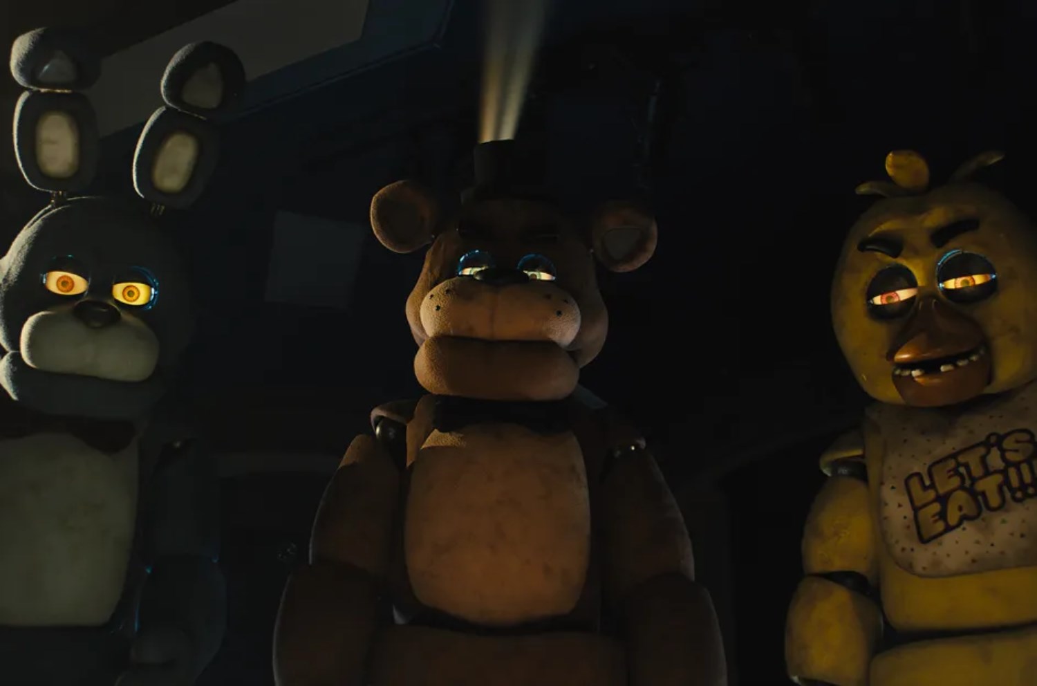 FIVE NIGHTS AT FREDDY'S 2 First Look At The Sequel Has Dropped