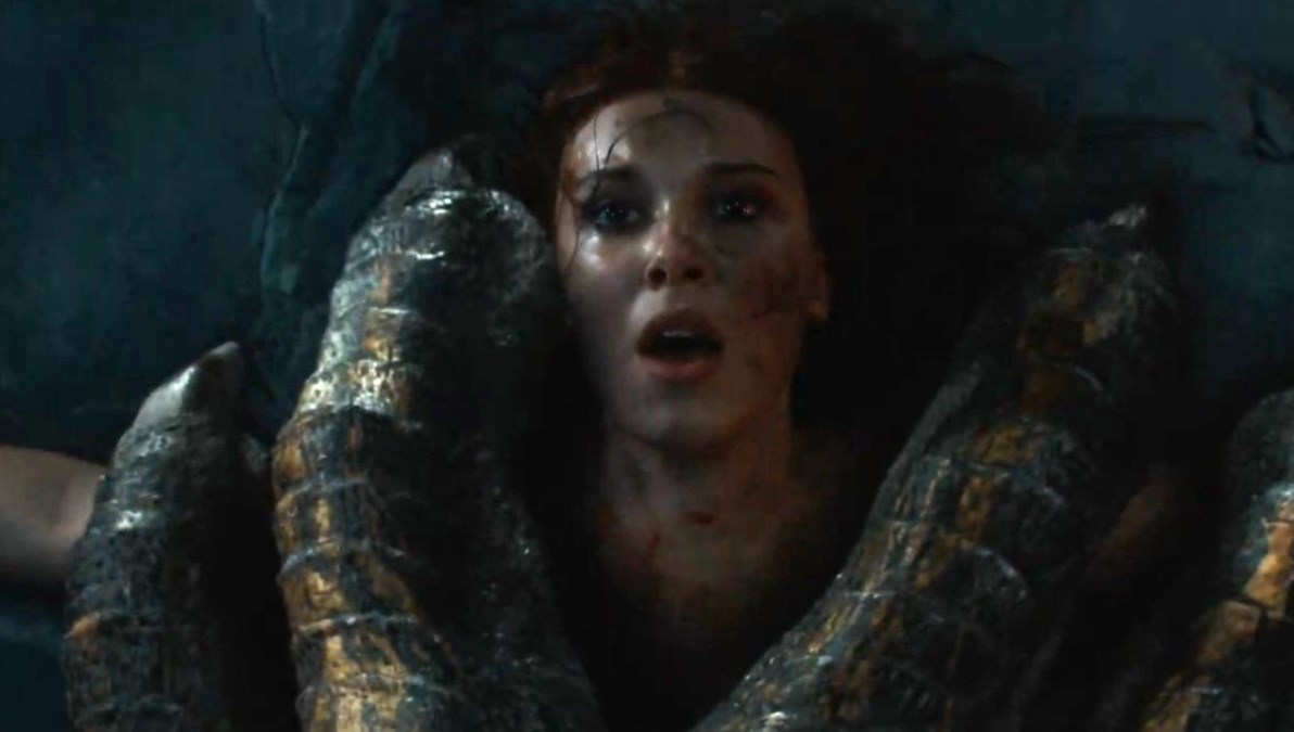 STRANGER THINGS Star Millie Bobby Brown Battles A Dragon In ...