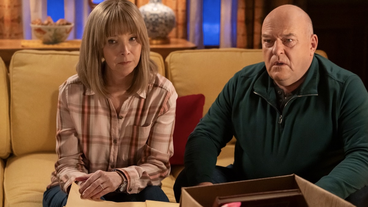 THE PARENTING Star Dean Norris Discusses His Role In Hilarious New Horror Comedy Alongside Lisa ...