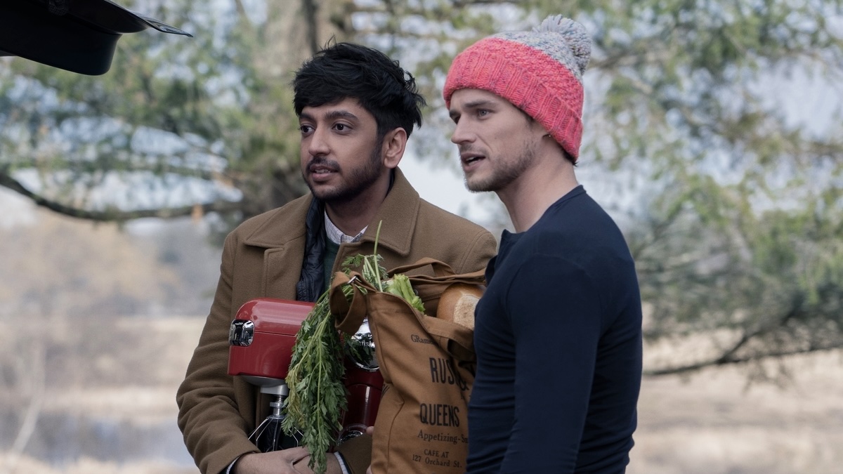 THE PARENTING Stars Brandon Flynn And Nik Dodan On The Craziness Of ...