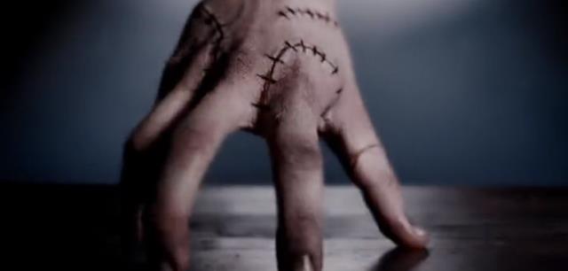 WEDNESDAY: Thing Debuts A First Look At Tim Burton's ADDAMS FAMILY ...